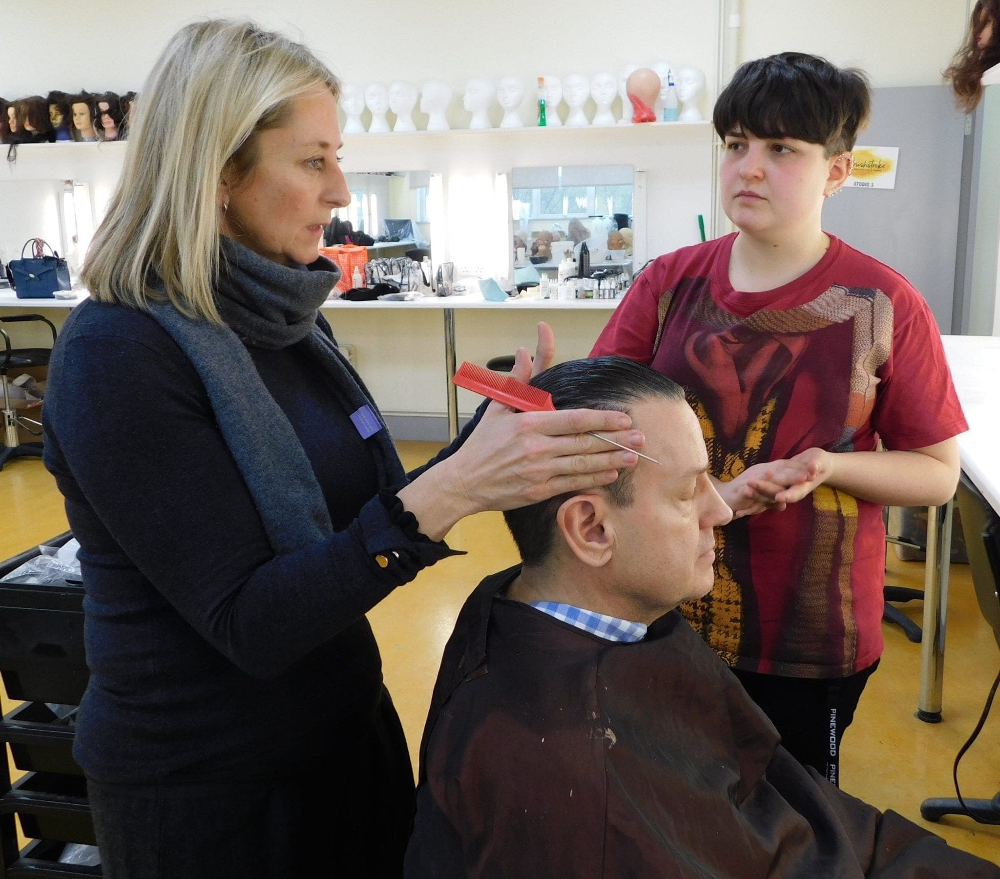 How to Apply a Bald Cap - A Useful Application Guide