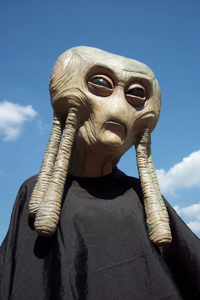 SFX (Special Effects) Makeup Courses - A Definitive Guide